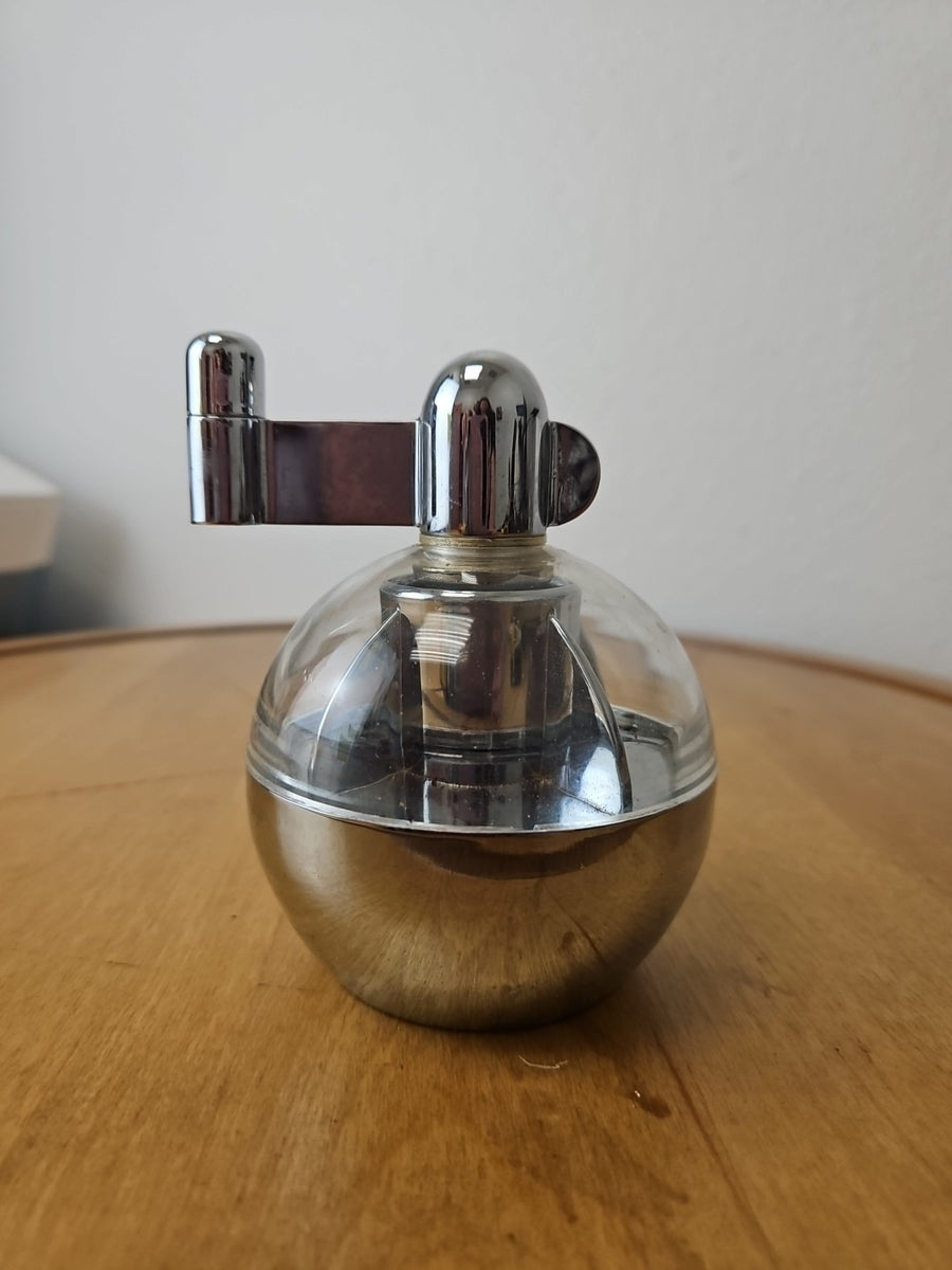 Olde Thompson Nut Twister Chrome & Acrylic Nutmeg Grinder Mill ...