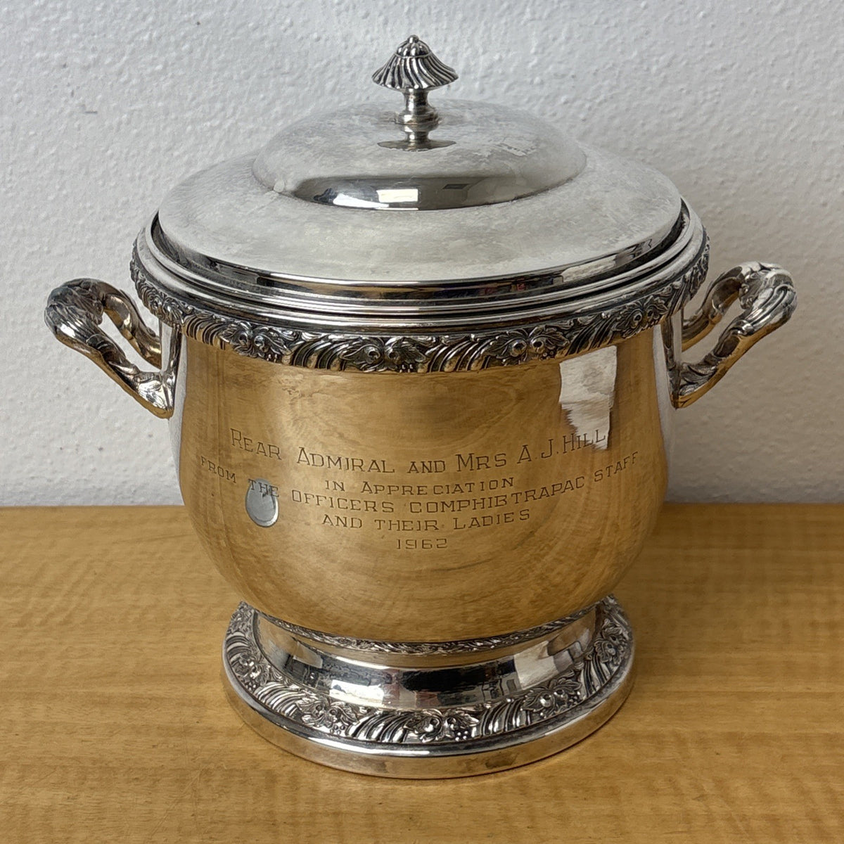 VINTAGE SILVERPLATE ICE BUCKET WITH THERMOS BRAND LINER US NAVY APPREC ...